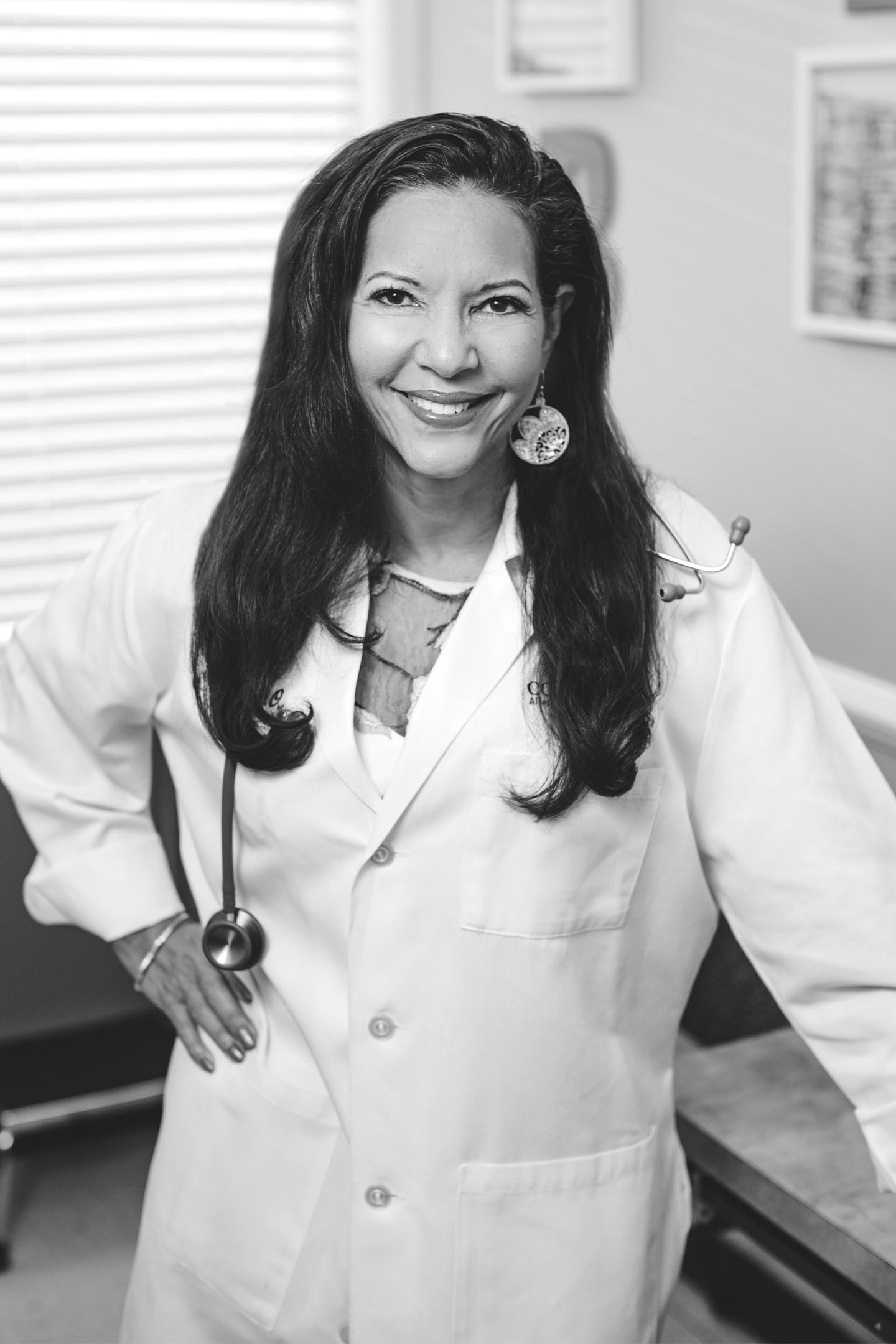 Meet Our Doctors - Dr. Susan Raschal - HealthScope® Magazine